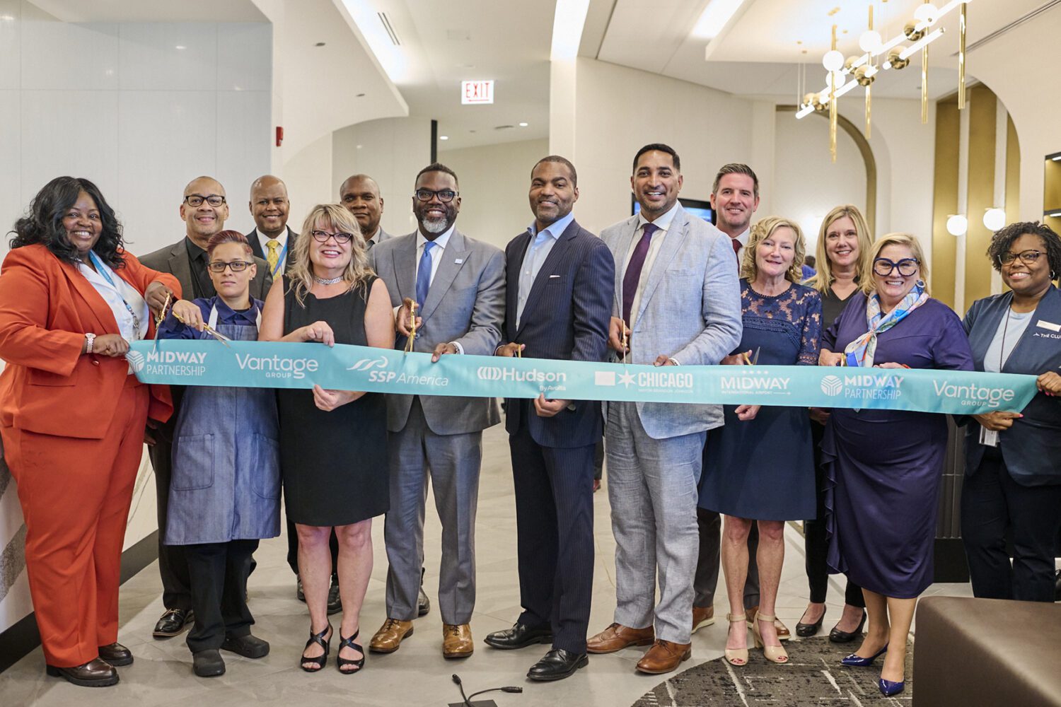 Chicago Midway International Airport to Open Its First Lounge in 2024 ...
