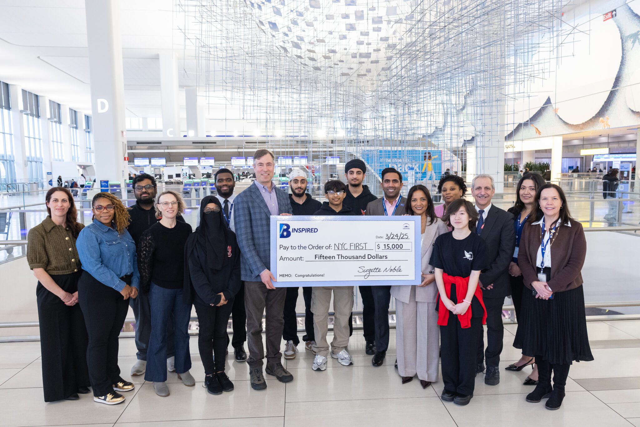 LaGuardia Gateway Partners Awards Inaugural B-INSPIRED STEM Grant to ...